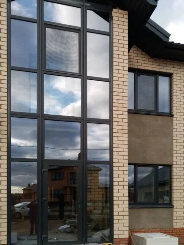 Pencere üretim, satış ve montaj firmaları Galereya okon, Ufa, foto