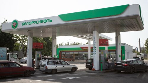 Benzin istasyonu Belorusneft, Minsk, foto