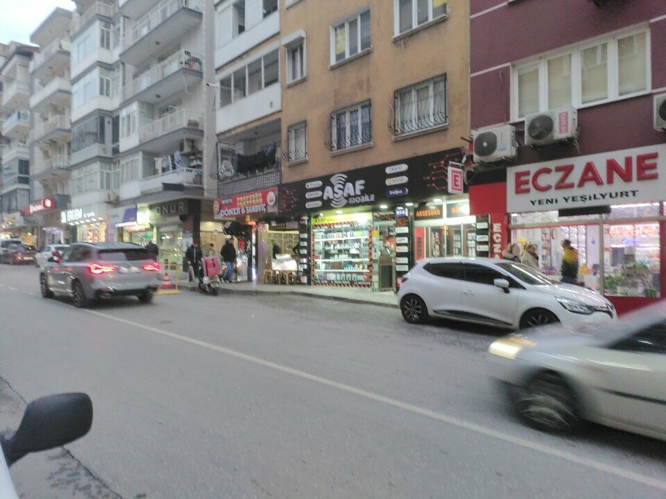 Züccaciye mağazaları Salı Pazarı Avm, İzmir, foto