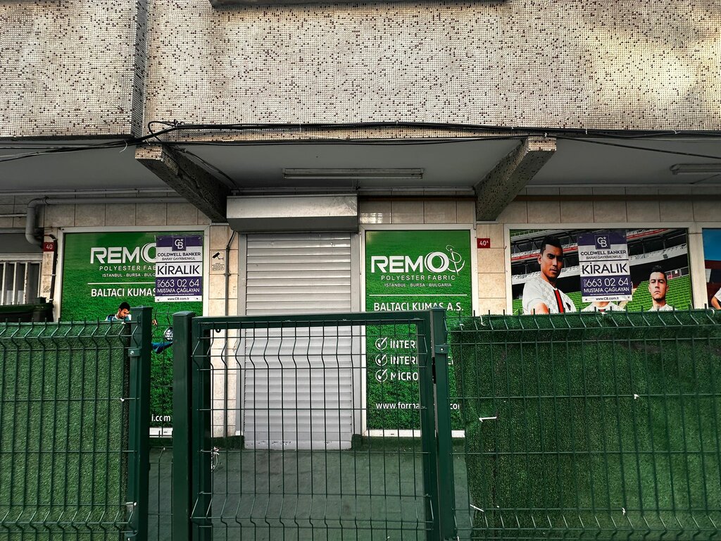 Giyim mağazası Ucuzforma.com, İstanbul, foto