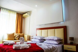 Hotel Ajana (obshchina Ultsin, Ulcinj), otel  Ulcinj'den
