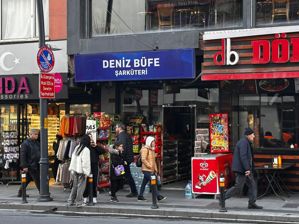 Market Deniz Büfe Şarküteri, İstanbul, foto