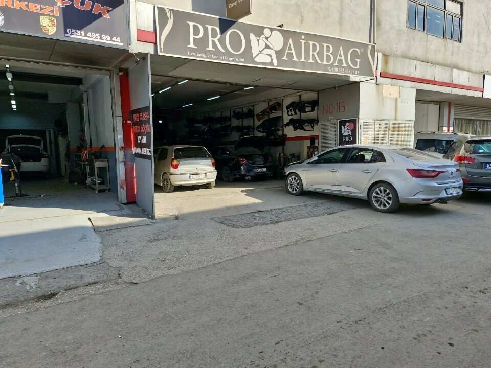 Otomobil yedek parçaları Pro Airbag, İstanbul, foto