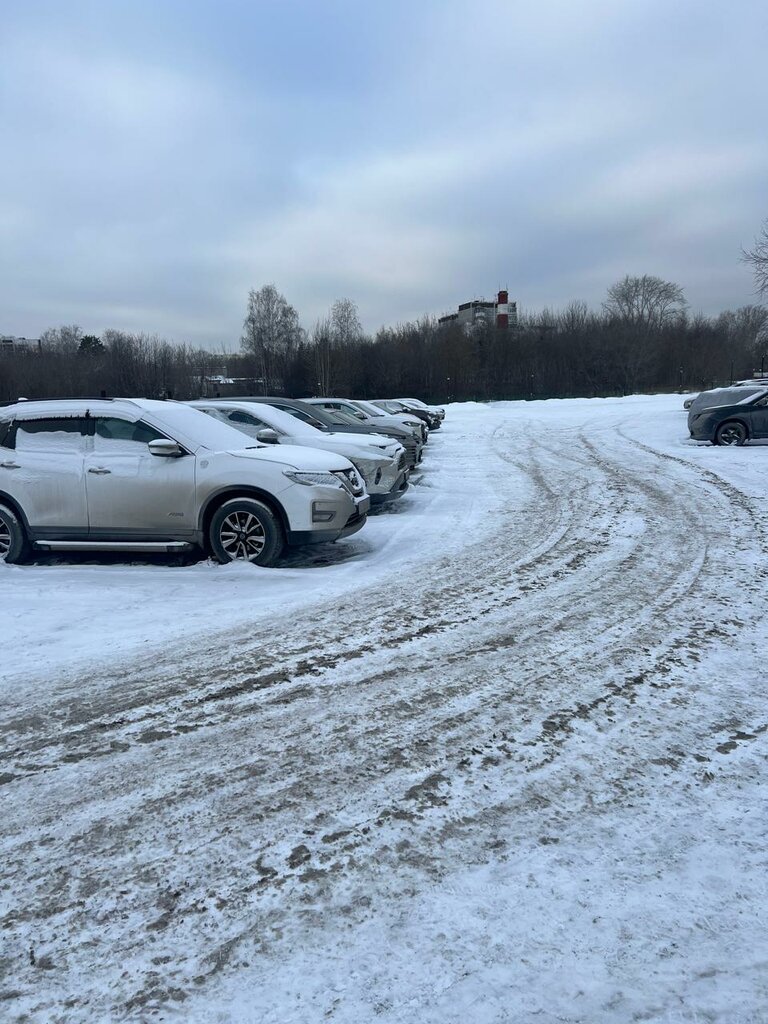 Otoparklar Автостоянка № 1, Yekaterinburg, foto