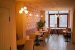 Спелый Барбарис (Chicherinskaya ulitsa No:2), kafe  Peterhof'tan