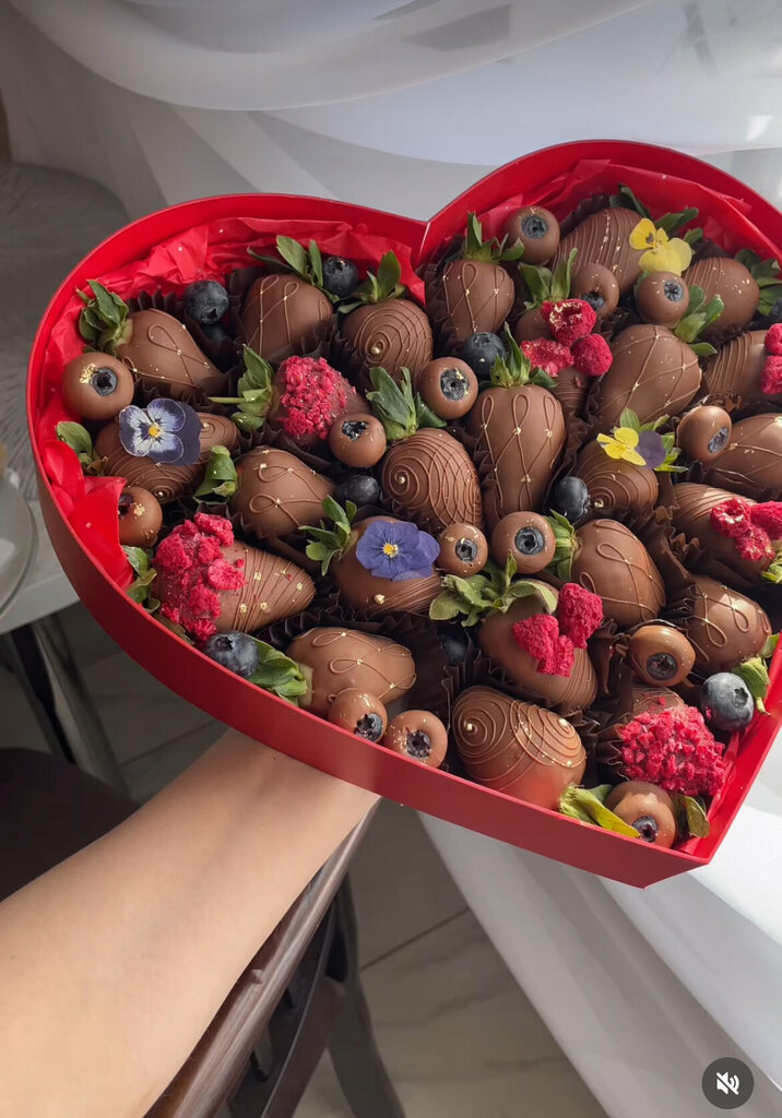 Pastacılık üretimi Chokolate, Budennovsk, foto