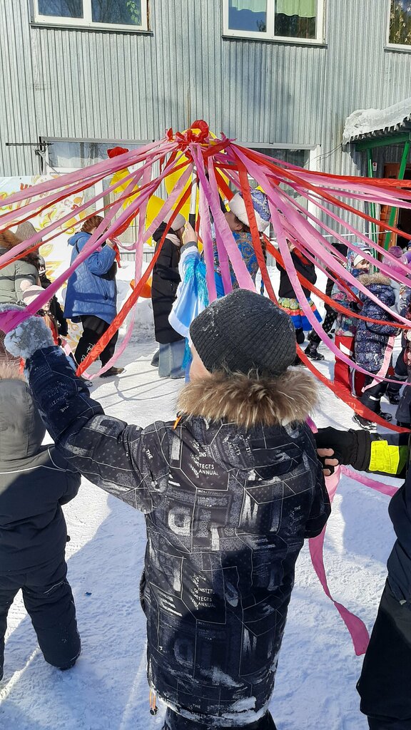 Kültür merkezleri Культурно-спортивный центр, Biysk, foto