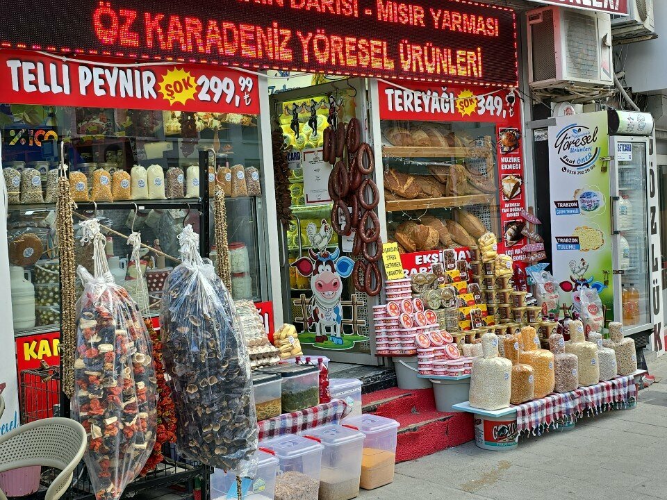 Gıda pazarı Öz Karadeniz Yöresel Ürünler, İstanbul, foto