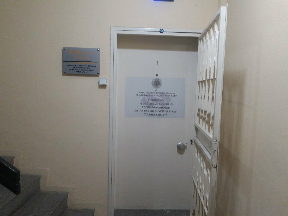 i̇ş güvenliği Riskontrol Osgb İş Sağlığı ve İş Güvenliği, İzmir, foto