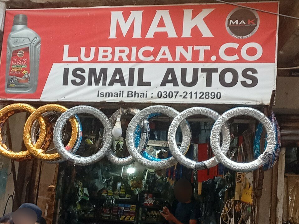 Yağlama ürünleri Mak lubricant. co Ismail Autos, Karaçi, foto