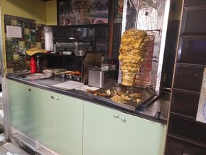 Ziko food (ulitsa Khalturina No:1), kafe  Peterhof'tan