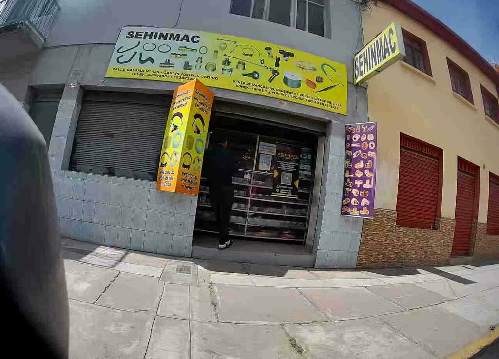 Motosiklet yedek parçaları Sehinmac, Cochabamba, foto