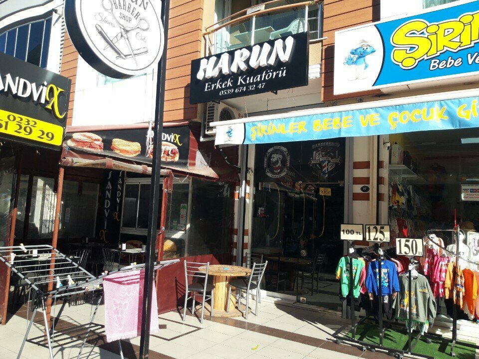 Berberler Harun Erkek Kuaför, İzmir, foto