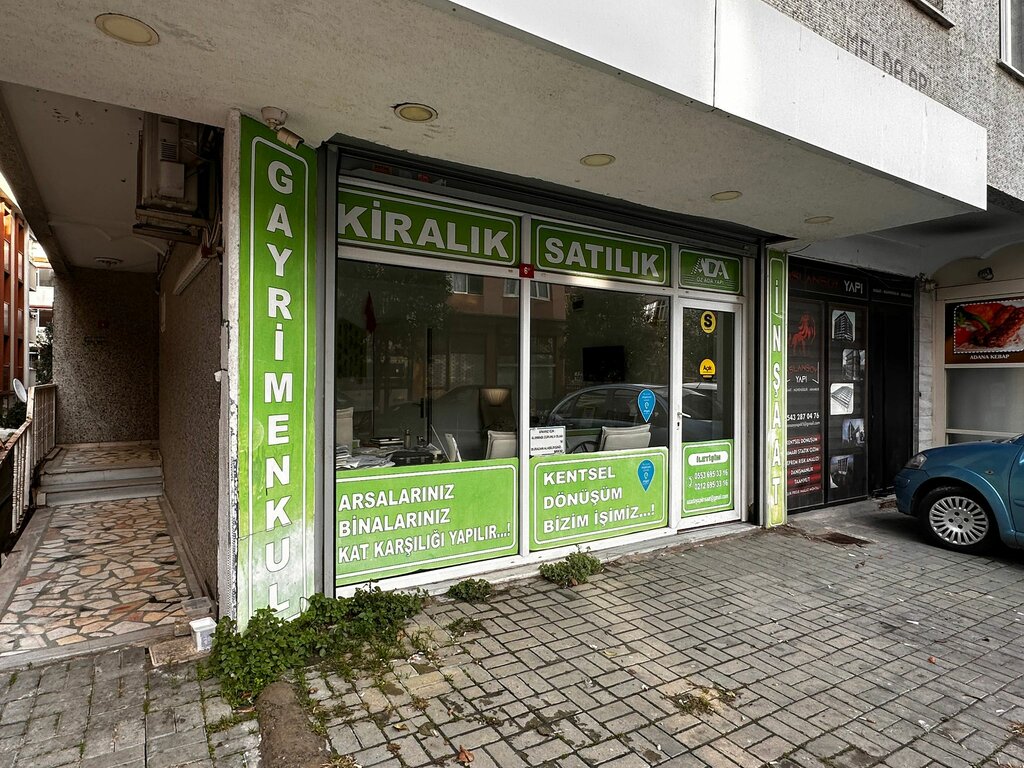 Para transferleri Ada Yapı, İstanbul, foto