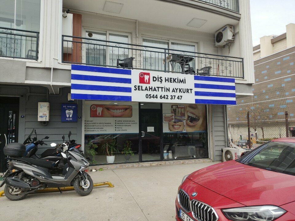 Özel ağız ve diş sağlığı klinikleri ve muayenehaneleri Diş Hekimi Selahattin Aykurt, İzmir, foto