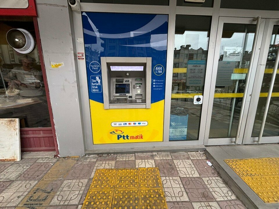 ATM'ler Ptt Bank, Ankara, foto