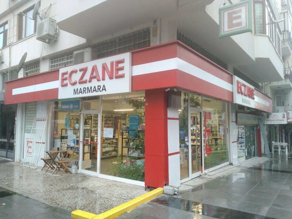 Eczaneler Marmara Eczanesi, İstanbul, foto