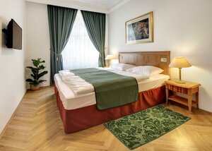 Grandhotel Ambassador National House (Karlovarský kraj, Karlovy Vary, třída T.G. Masaryka), otel  Karlovy Vary'den