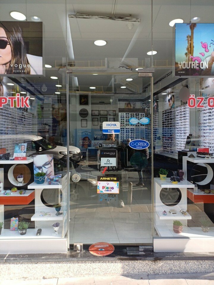 Optik Öz Optik, İstanbul, foto