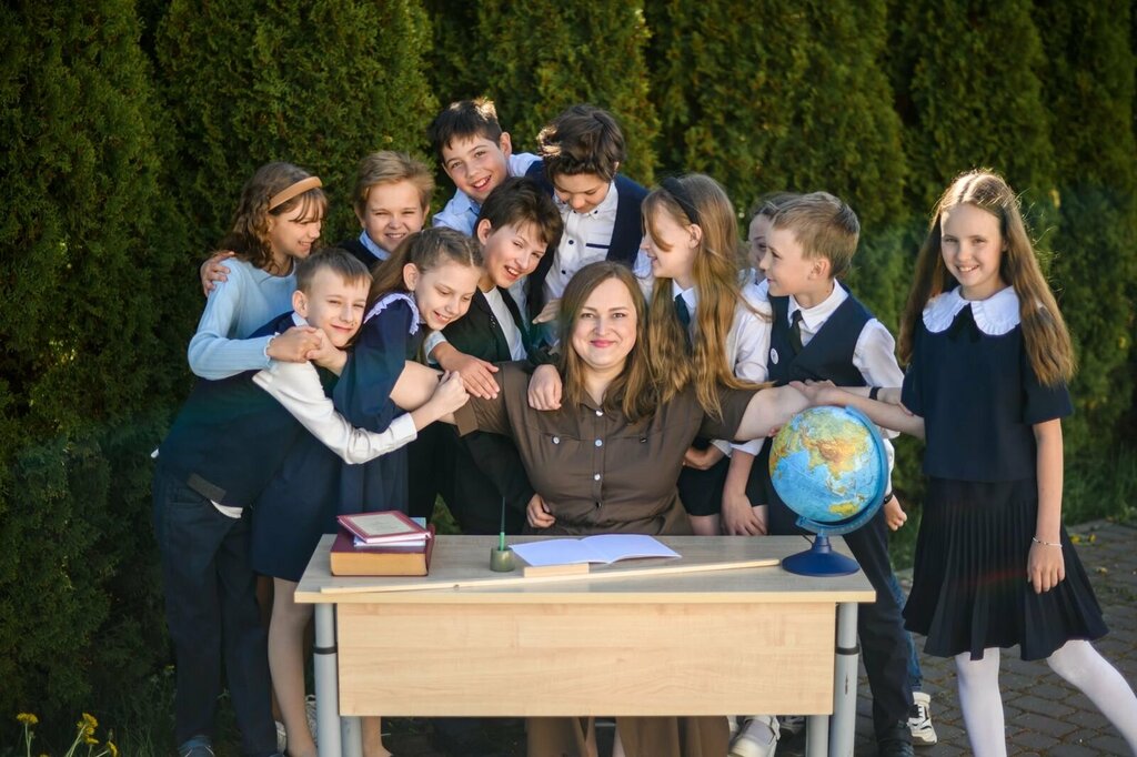 Fen lisesi, sosyal bilimler lisesi СОзнание, Kolpino, foto