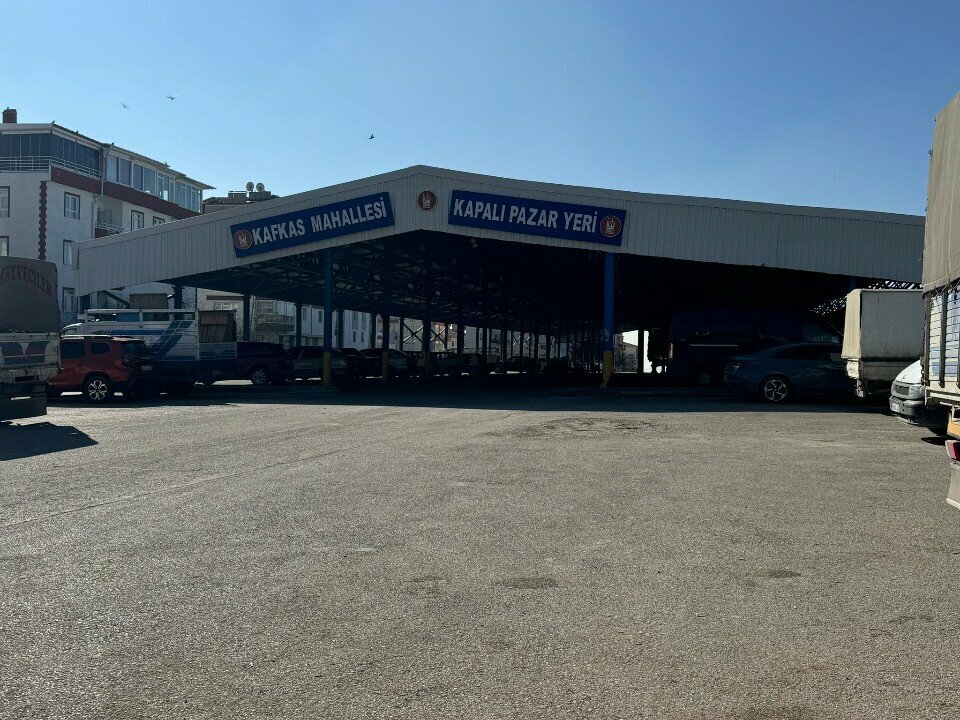 Gıda pazarı Kafkas Mahallesi Cuma Pazarı, Ankara, foto