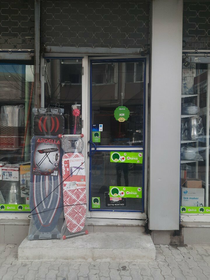 Züccaciye mağazaları Kral Çeyiz, İstanbul, foto