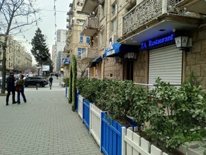Sagitta (Abbasgulu Agha Bakikhanov Avenue No:88D), bar  Bakü'den