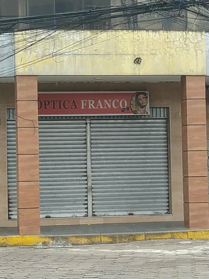 Optik Franco, Santa‑Krus, foto