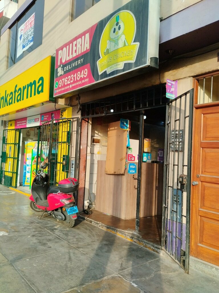 Kanatlı hayvan ürünleri ve yumurta Polleria inkas chicken, Lima, foto