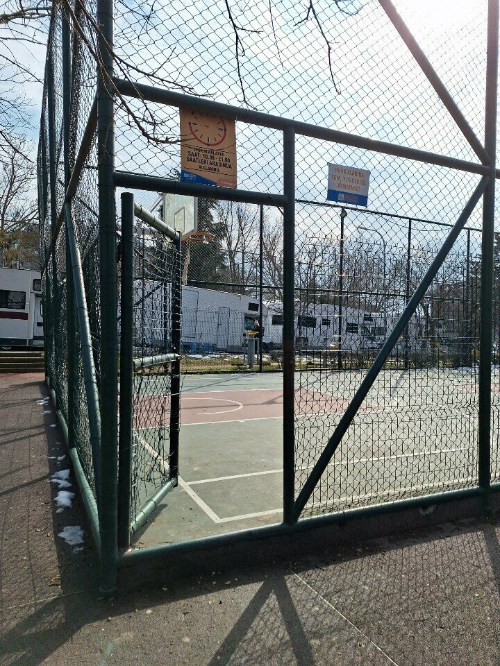 Spor ve eğlence merkezi Basketbol Sahası, İstanbul, foto