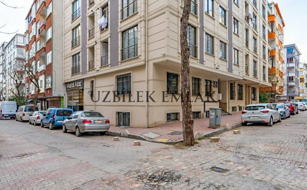 Emlak ofisi Uzbilek Emlak, İstanbul, foto
