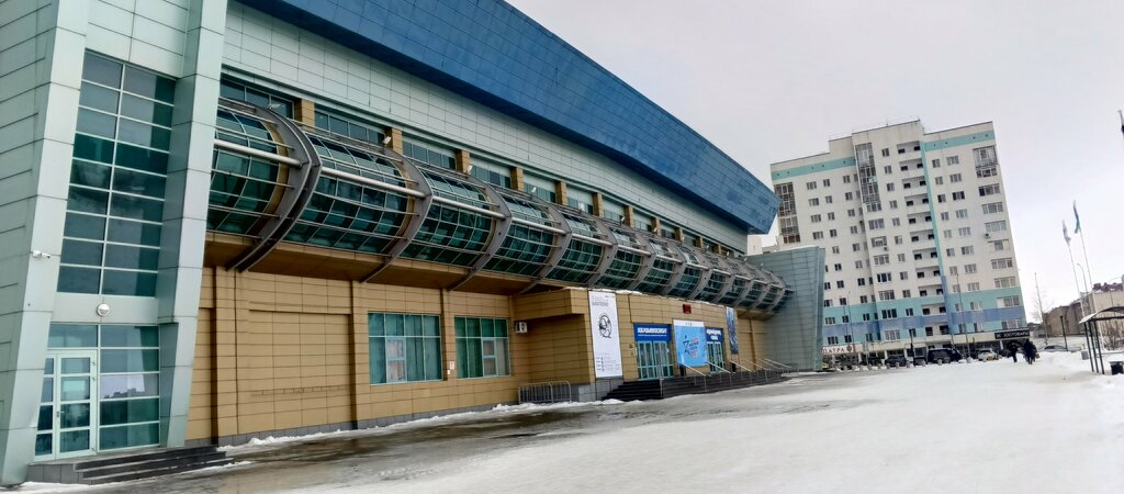 Spor ve eğlence merkezi Ледовый дворец спорта, Hantı‑Mansi, foto