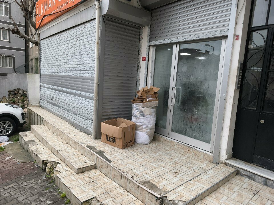 Mobilya aksesuar ve parçaları Kemal Karabulut, İstanbul, foto