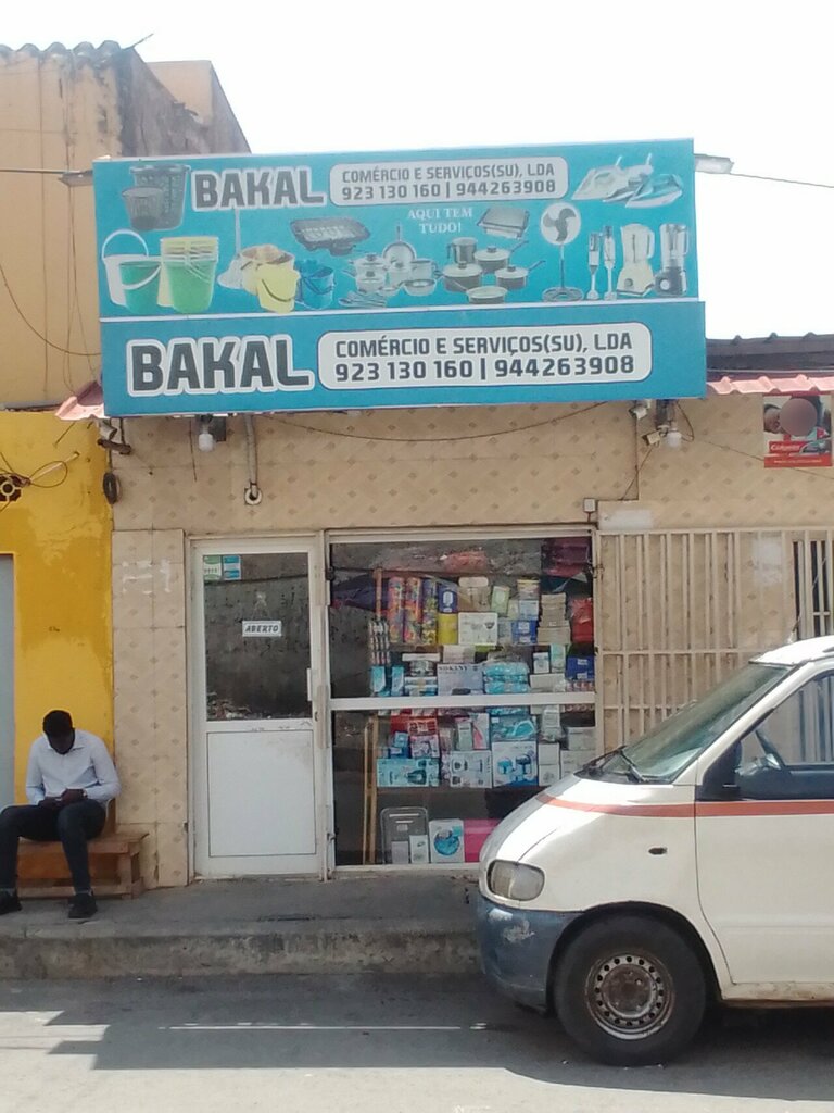 Züccaciye mağazaları Loja, Loanda, foto