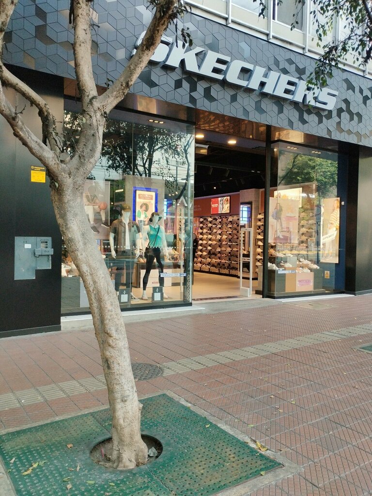 Ayakkabı mağazaları Skechers, Lima, foto