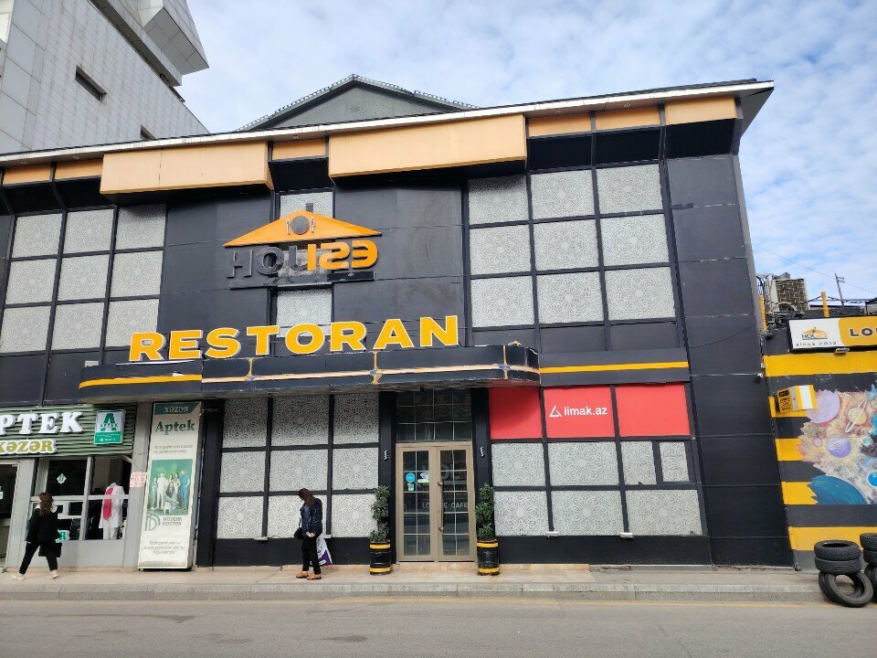 Uçak kargo Limak. Az, Bakü, foto