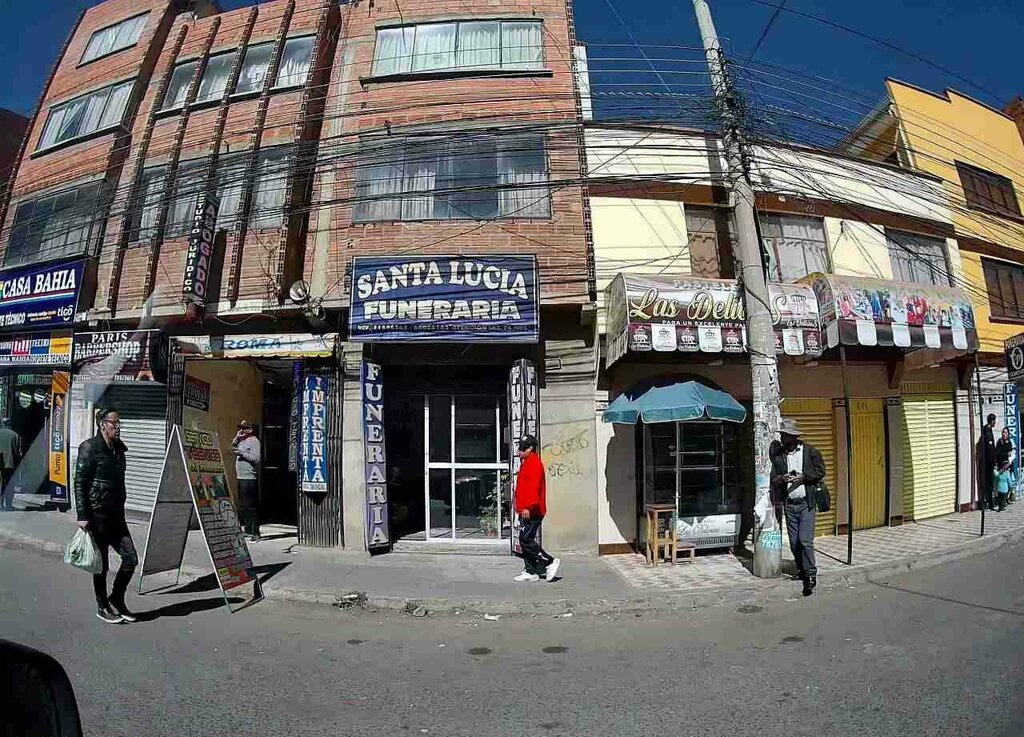 Cenaze hizmetleri Santa Lucia Funeral Home, El Alto, foto