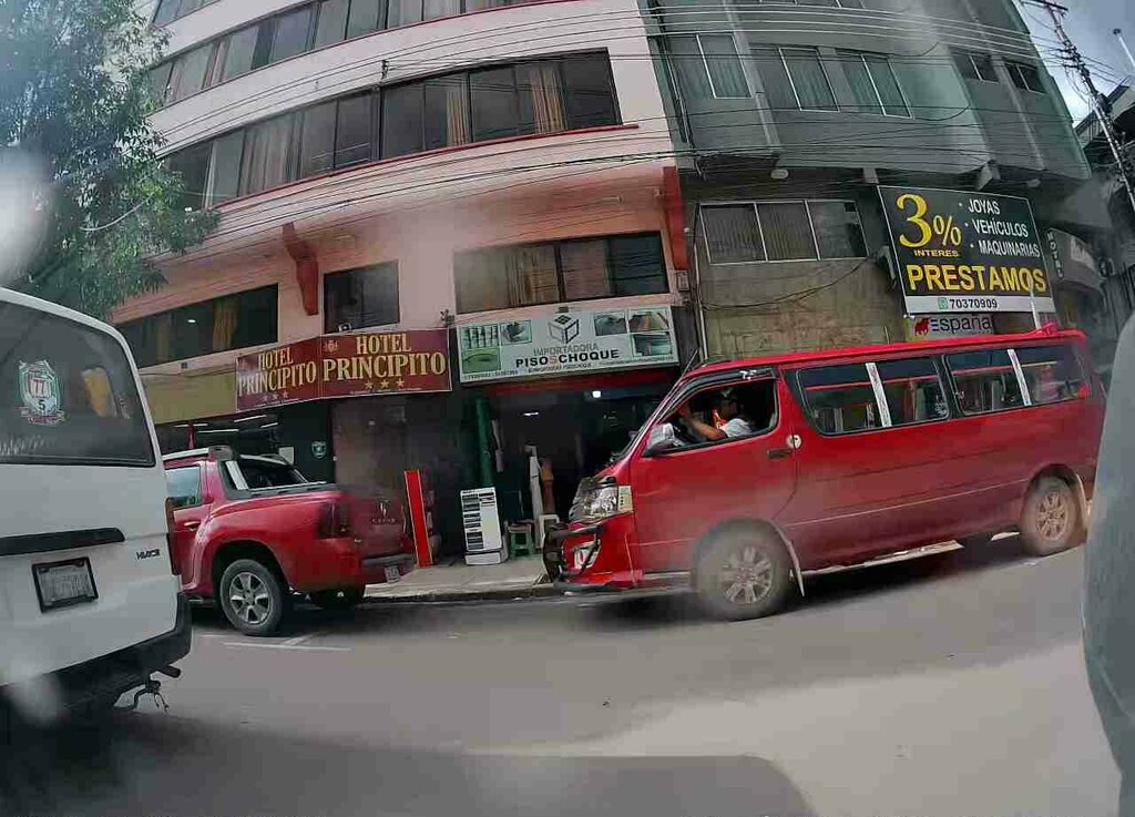 i̇nşaat malzemeleri toptan Importadora Pisos Choque, Cochabamba, foto