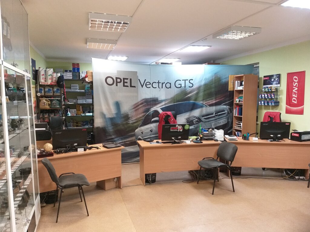 Otomobil yedek parçaları Satellit, Izhevsk, foto