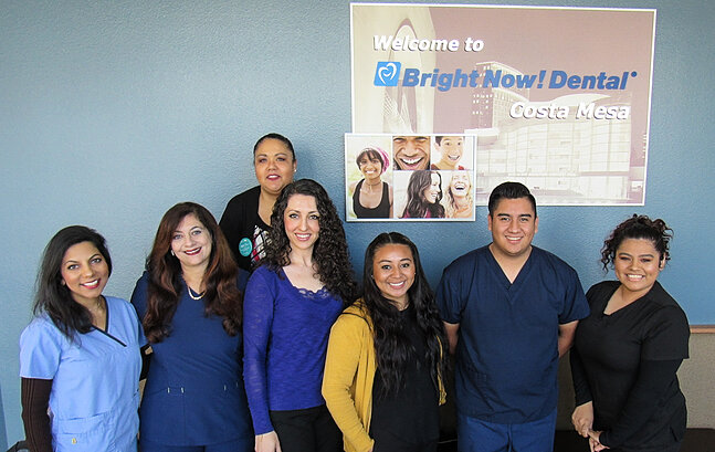 Özel ağız ve diş sağlığı klinikleri ve muayenehaneleri Bright Now! Dental & Orthodontics, Costa Mesa, foto