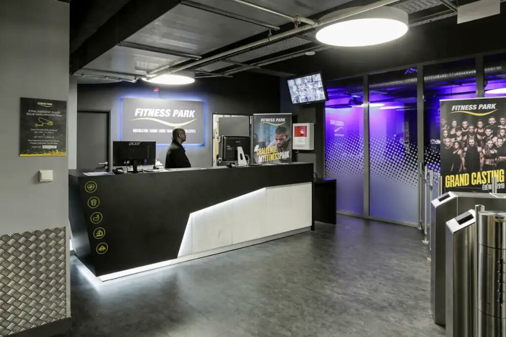 Spor ve jimnastik salonları Fitness Park Alésia, Paris, foto