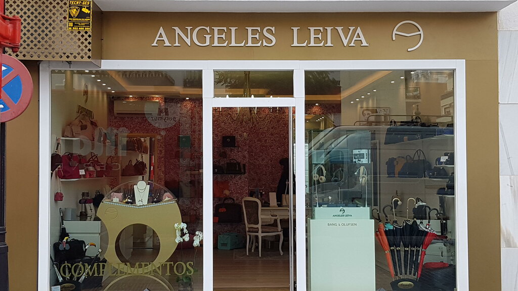 Giyim mağazası Angeles Leiva Complementos, , foto