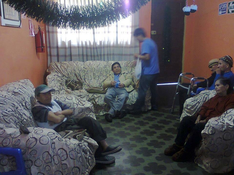 Tıp merkezleri ve klinikler Regalito de Dios Geriatric Center, Lima, foto