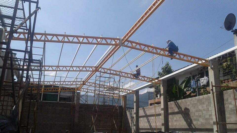 i̇nşaat makinaları ve ekipmanları Inversiones y Construcciones Futuro S. A., Dünya, foto