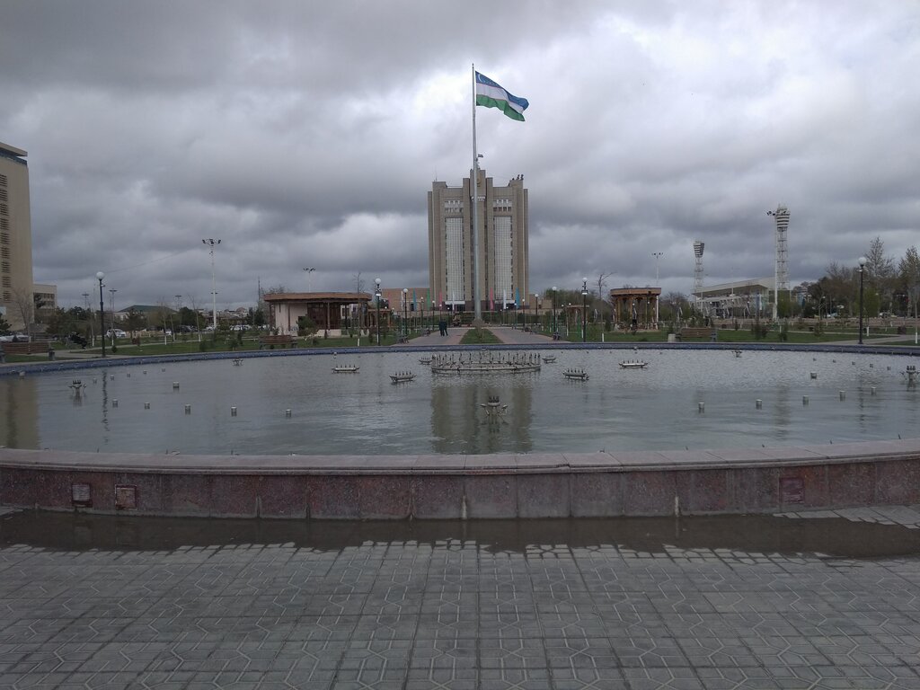 Plaj Singing Fountain, Buhara, foto