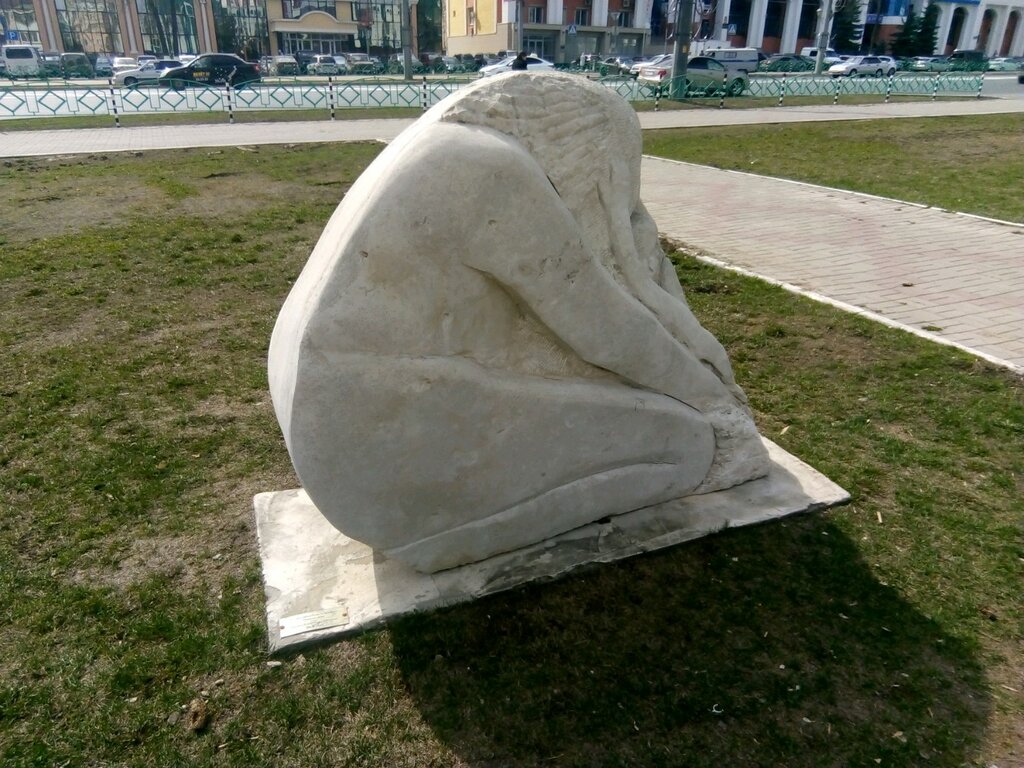 Park, sokak heykeli Новый день, Saransk, foto