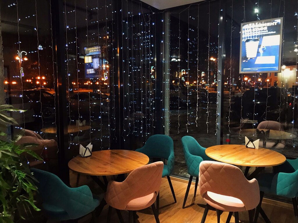 Kahve dükkanları Логика, Tiumen, foto