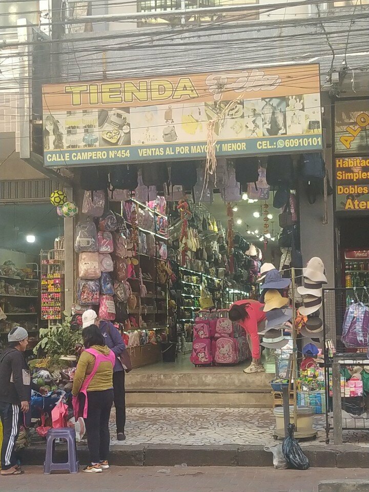Çanta ve valiz mağazaları Fliz, Santa‑Krus, foto