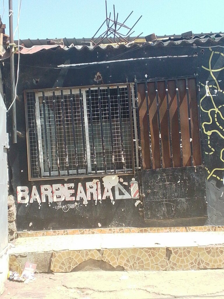 Berberler Barbearia, Loanda, foto