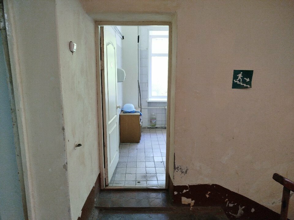 Tuvalet Туалет, Tomsk, foto